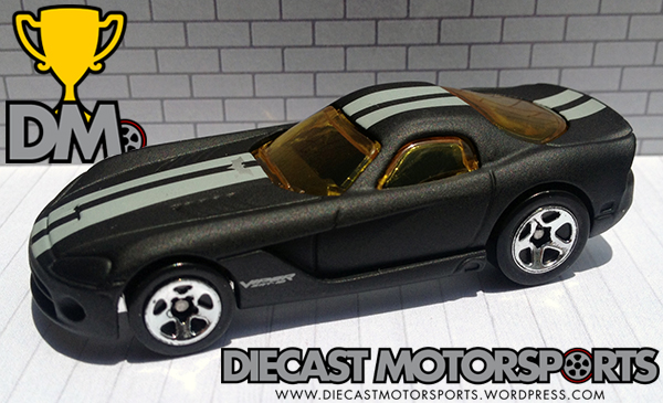 Gotham City 5-Pack: ’06 Dodge Viper Coupe – ORANGE TRACK DIECAST