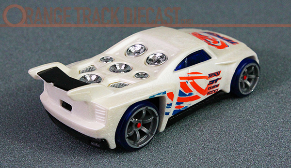 AcceleRacers: BASSLINE – ORANGE TRACK DIECAST