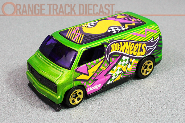 HW Art Cars: CUSTOM ’77 DODGE VAN – ORANGE TRACK DIECAST
