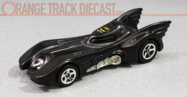 Monster Duo: ’89 BATMOBILE – ORANGE TRACK DIECAST