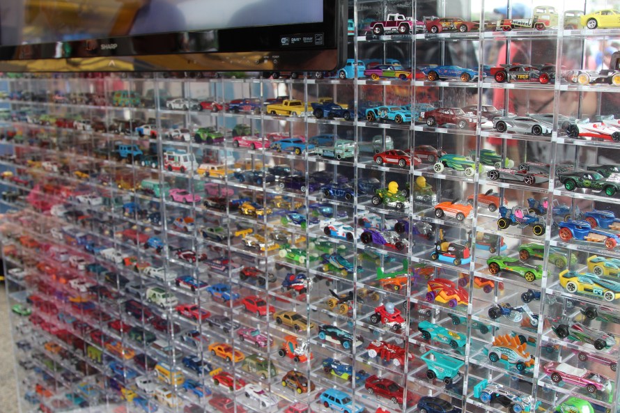 Display Case from the Hot Wheels Legends Tour in Chicago – ORANGE TRACK ...