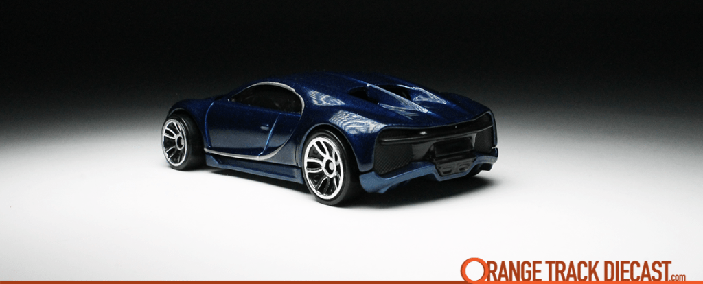 HW Exotics (2019 New Model): ’16 BUGATTI CHIRON – ORANGE TRACK DIECAST
