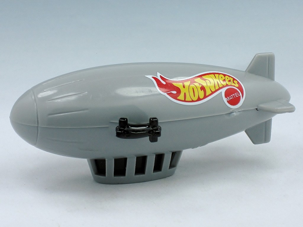 Blimp Port (1) (Large) – ORANGE TRACK DIECAST